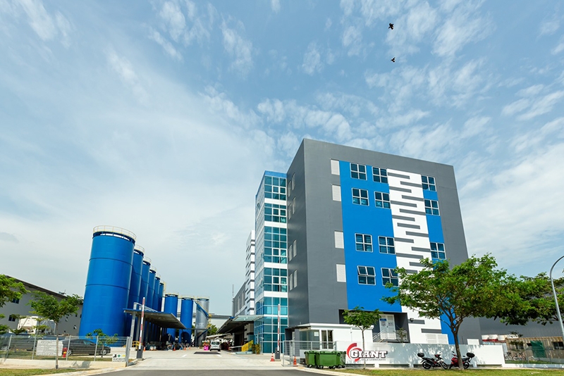 Giant Oil and Lubricants - For All Your Lubrication Requirements.