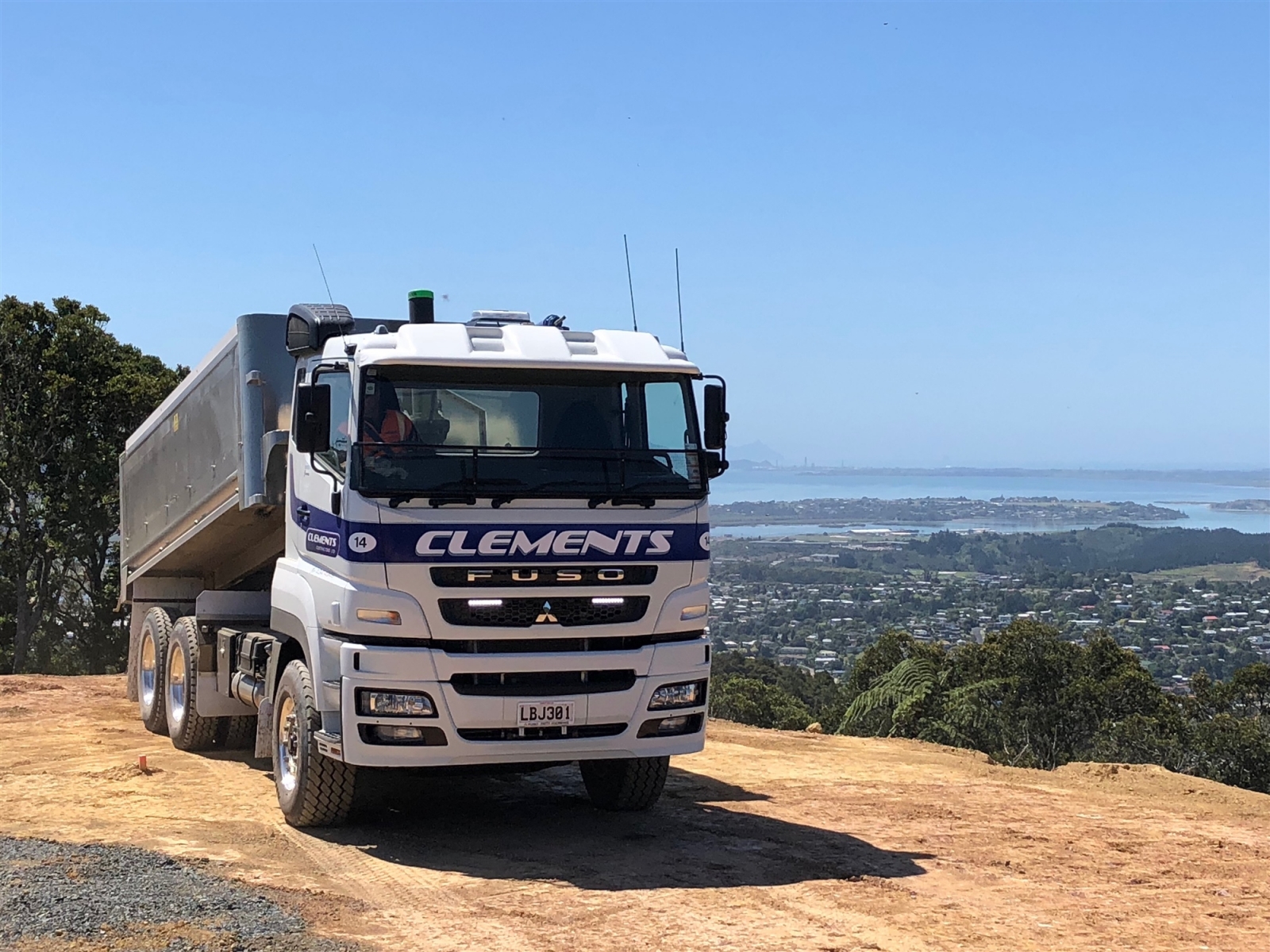 Gallery - Giant Oil and Lubricants
